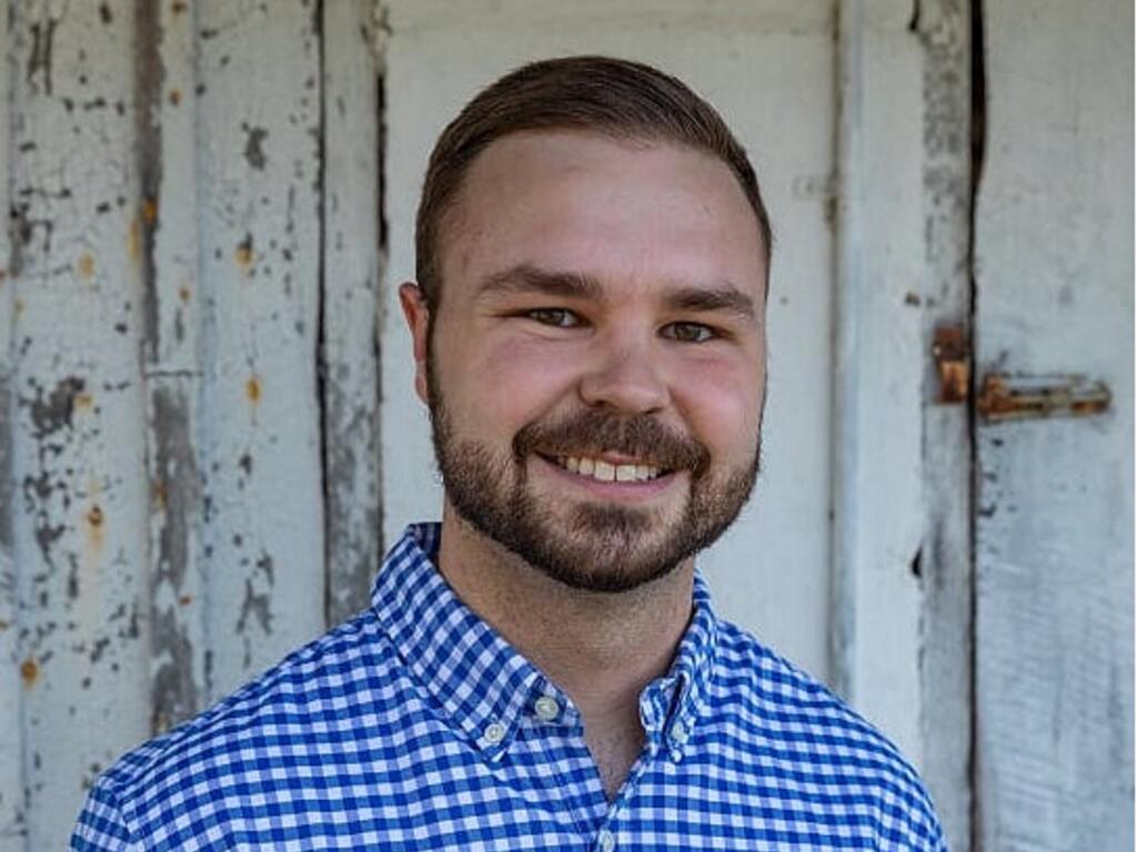 New Book By Rhodes Alumnus And Truman Scholar Brooks Lamb Lifts Up